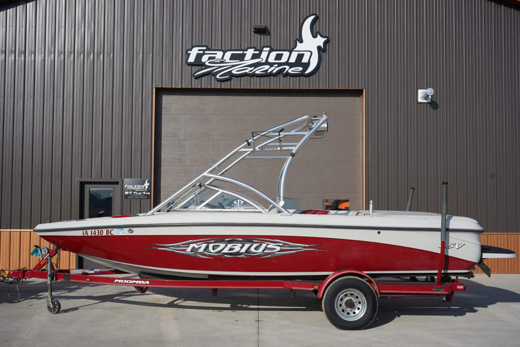 Used 2006 Moomba Mobius LSV For Sale in Alexandria, MN | Faction Marine